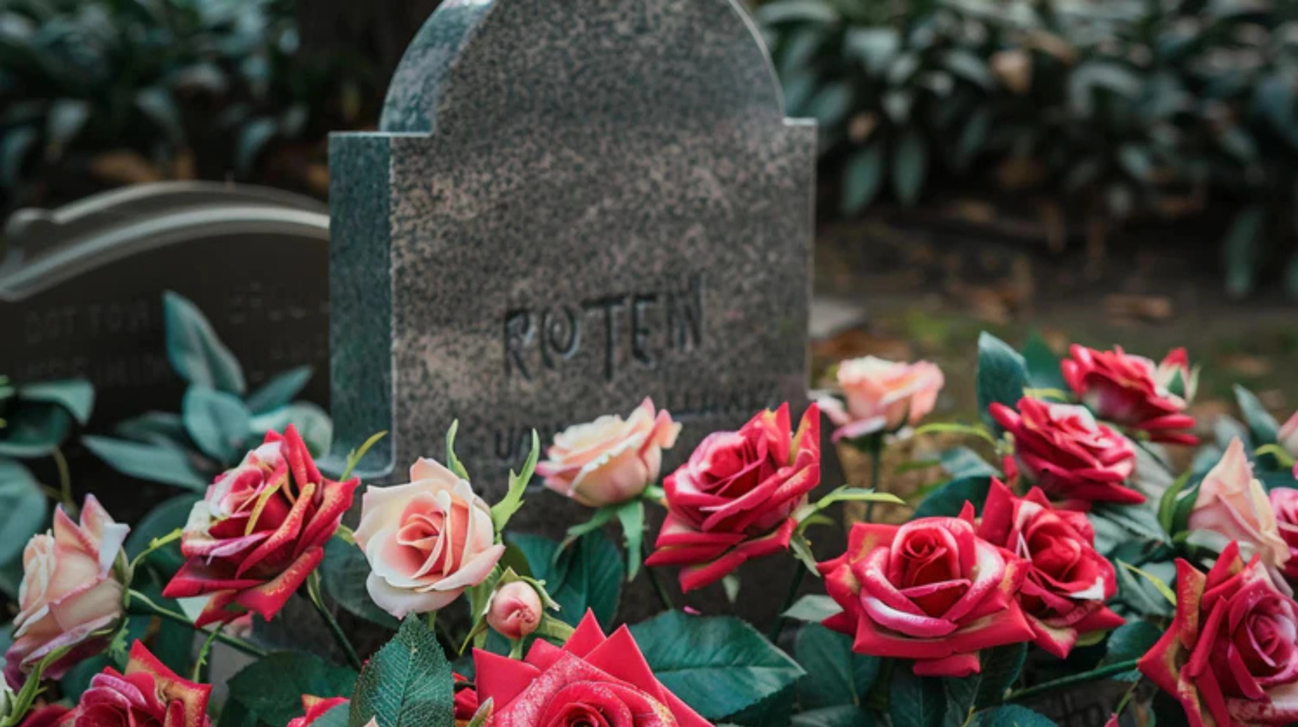 Grave Decors – Blue Sky Funeral Services - Dubai, UAE